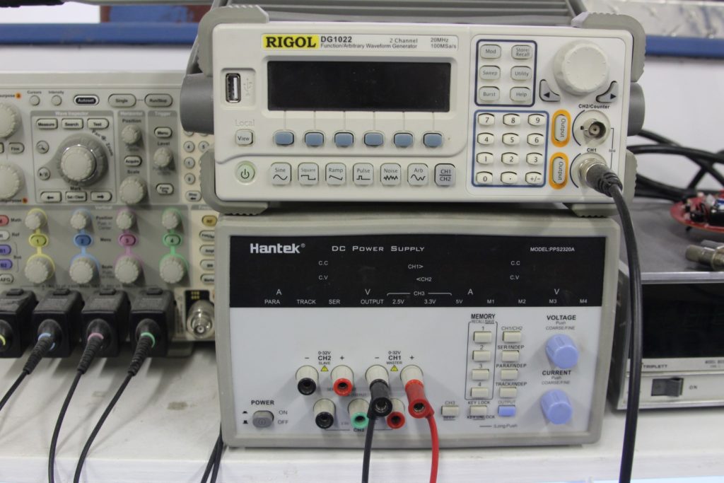 Rigol DG1022 Function/Arbitrary Waveform Generator - Edmonton New Technology Society